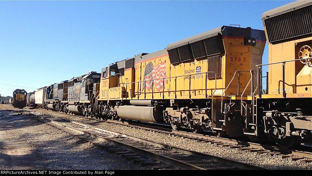 UP SD70M 3783, CSX SD40-2 8097, and SD60 8717